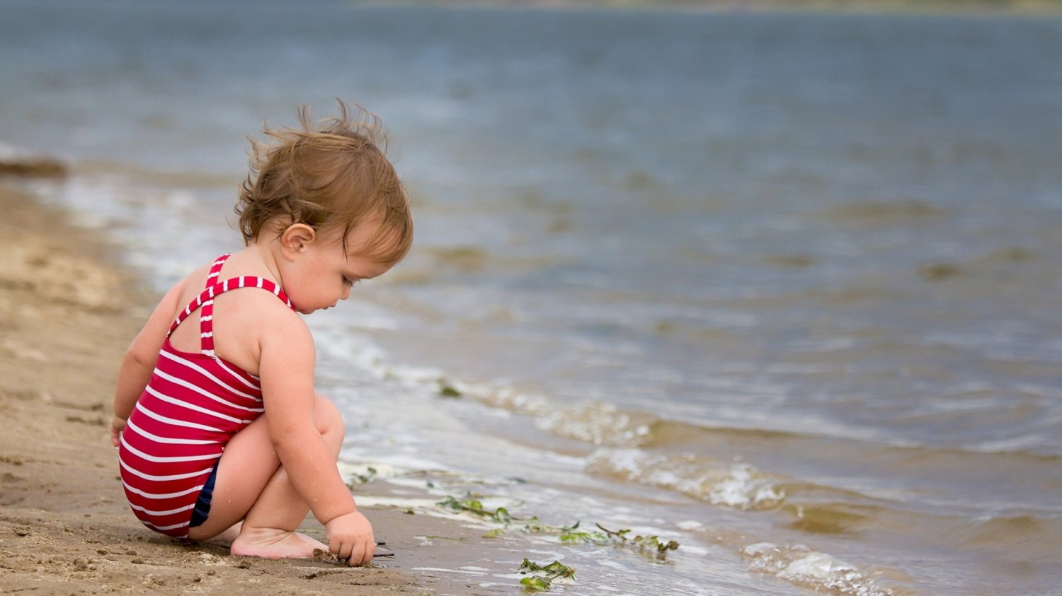 Andare al mare con neonati e bambini senza stress: tutti i consigli ...