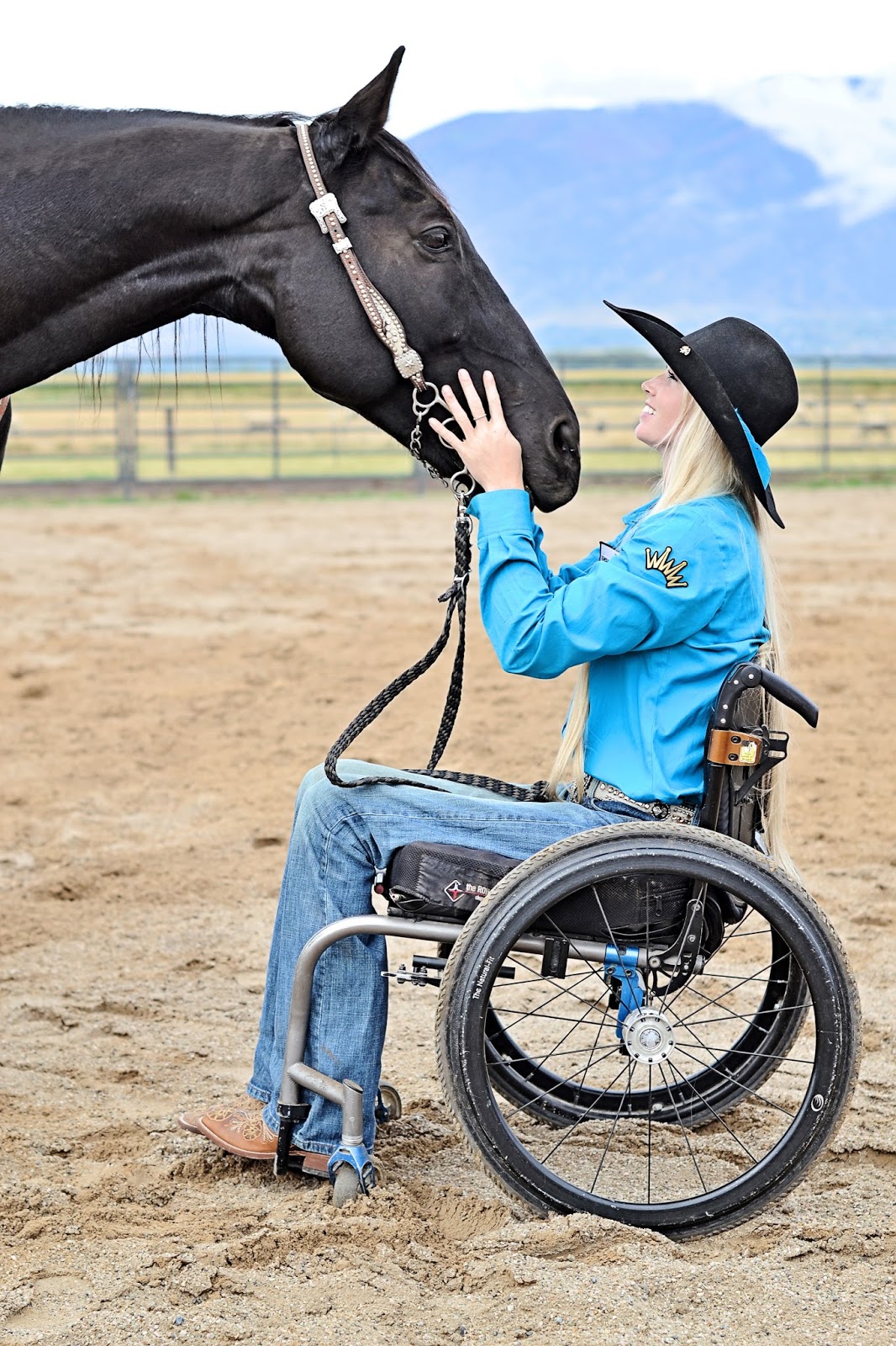 Walk. Ride. Rodeo. e la vera storia di Amberley Snyder, a cavallo da ...